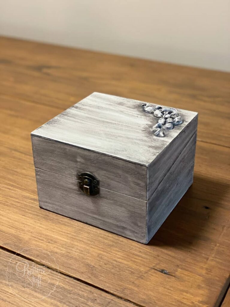 Upcycled Wooden Index Card Box - I Restore Stuff